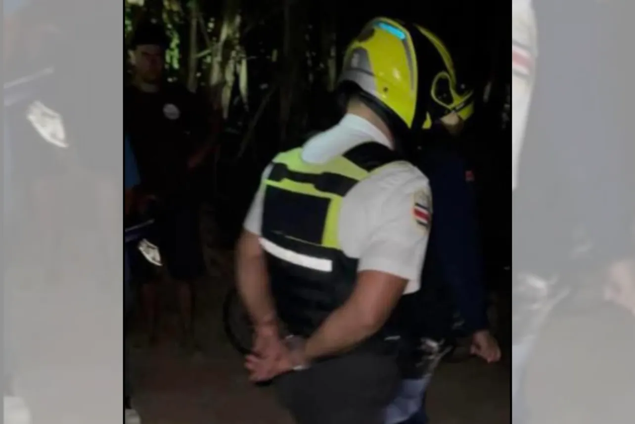 Detienen a oficial de Tránsito en Turrialba tras denuncia por presunta violación a menor de edad