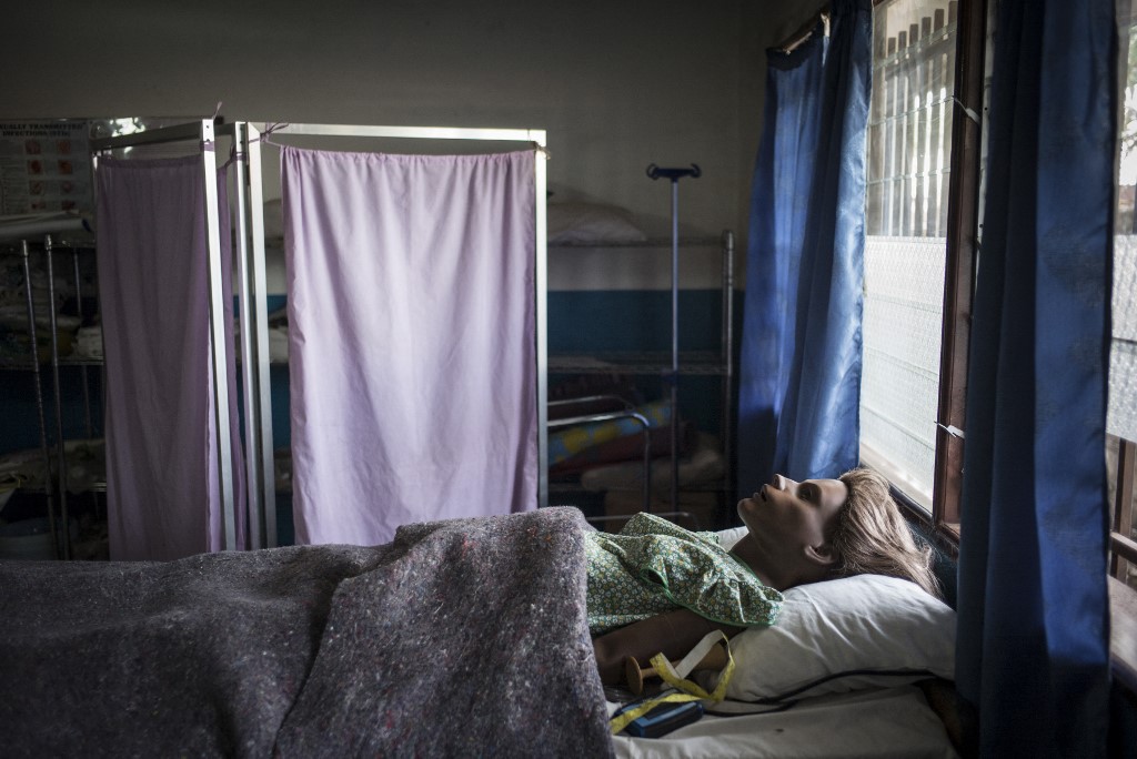 La difícil lucha de Sierra Leona por mantener a menores embarazadas en ...