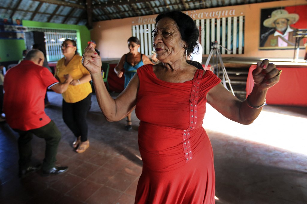Bailes y música del recuerdo en salones de Nicaragua, un viaje en el tiempo