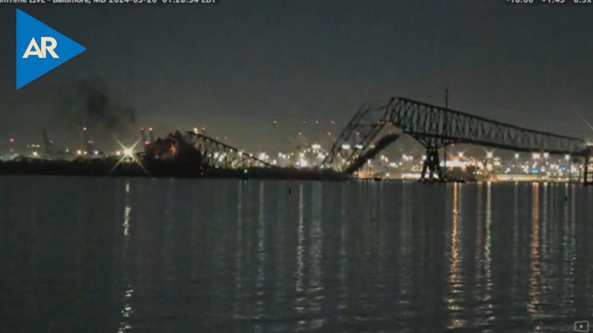 Video muestra momento en que puente colapsa tras choque con barco en EEUU