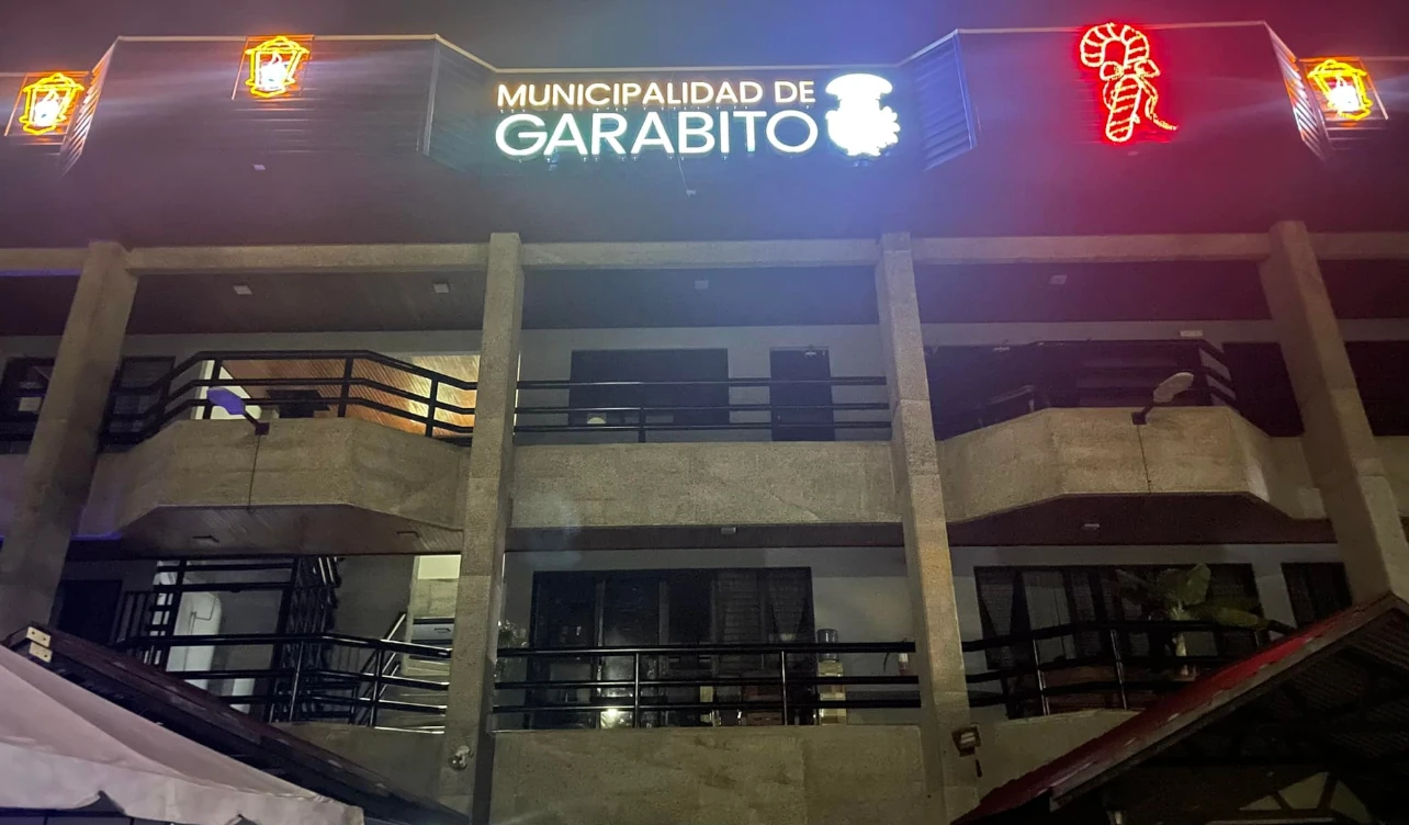 Cesantía de hasta 20 años y pago de ¢100 mil por muerte de familiares a ...