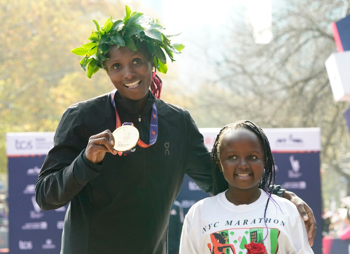 El etíope Tola y la keniana Obiri se coronan en la maratón de Nueva York