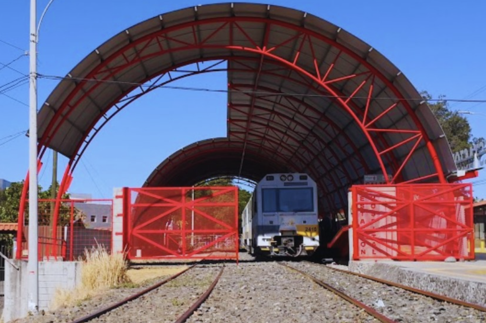 Para que conductores dejen el carro y tomen el tren, Incofer habilitará ...